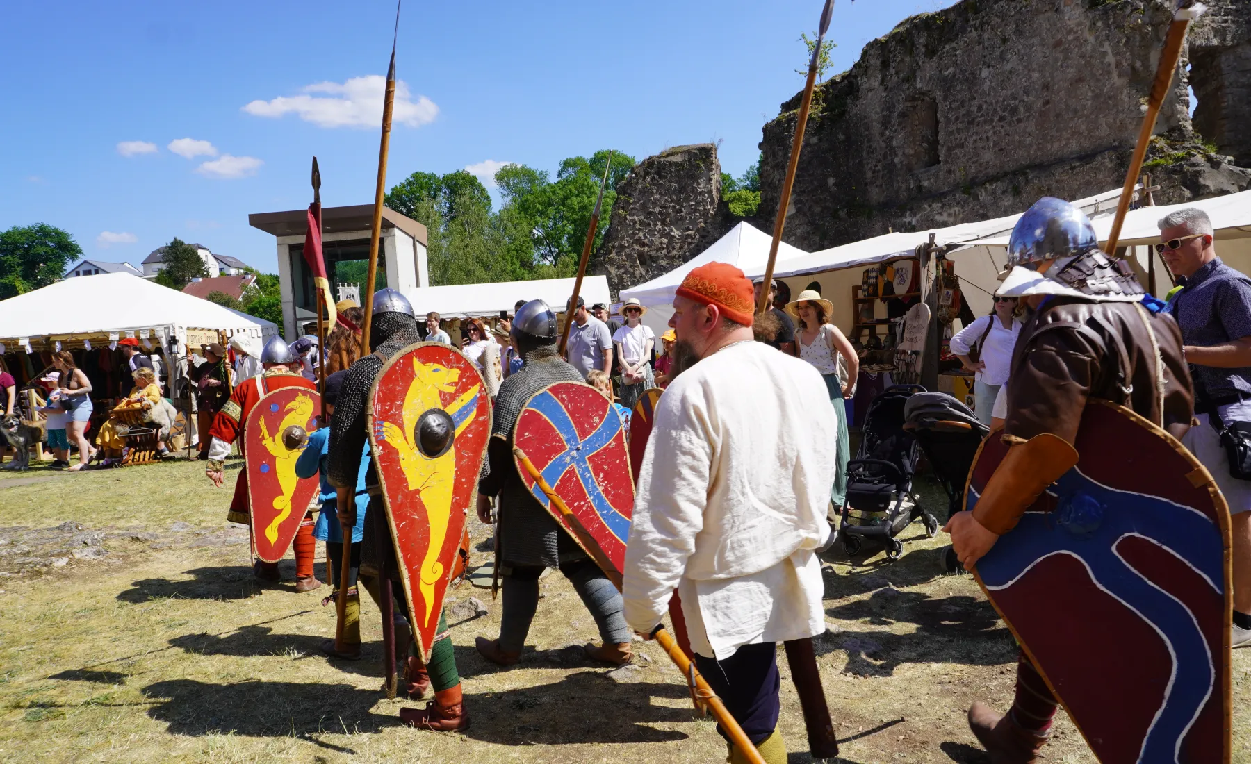 Fête médiévale d’Useldange le 14 et 15 juin 2025 | Syndicat ...